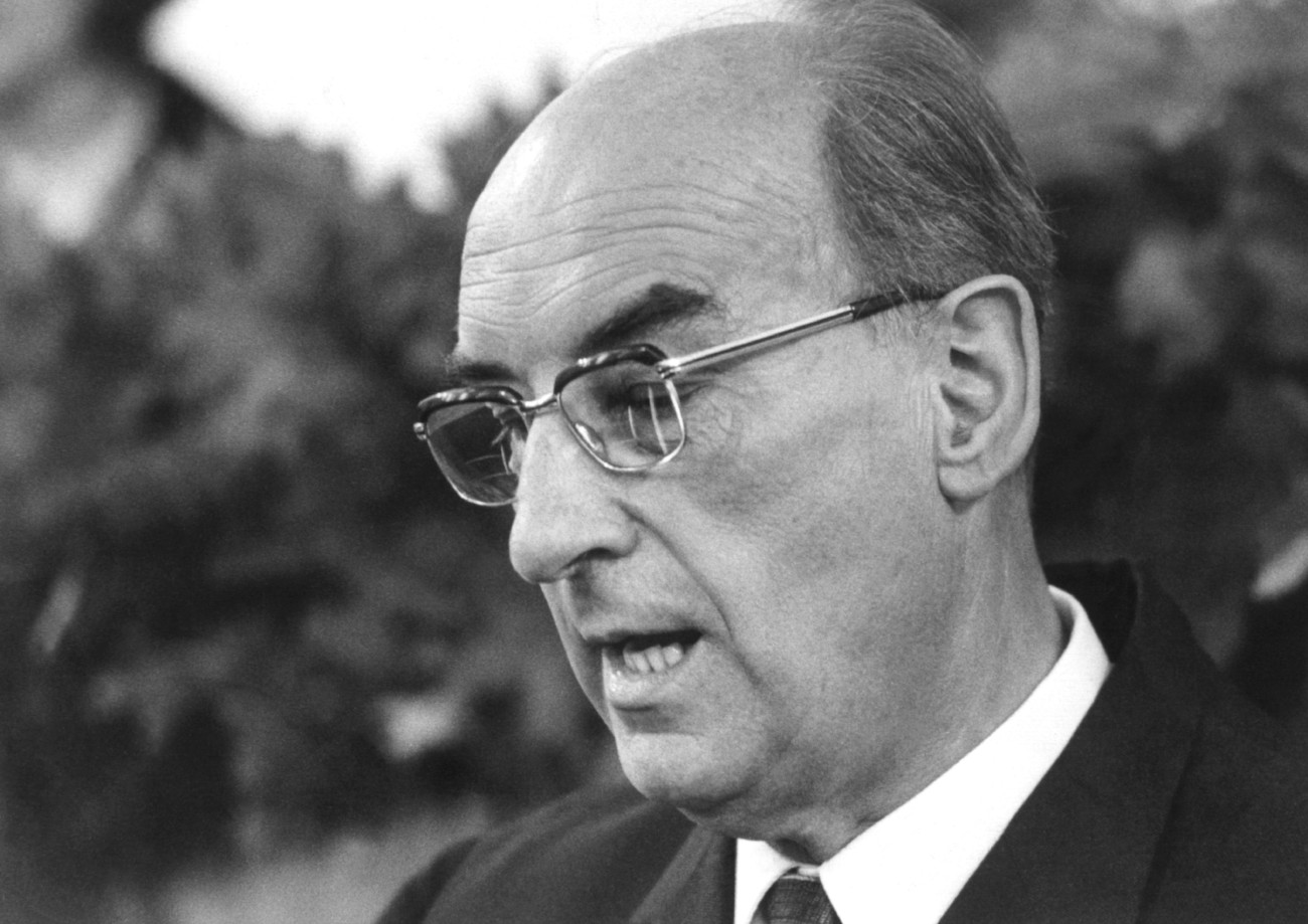 Александр Митчерлих: психоаналитик, уложивший послевоенную Германию на ...